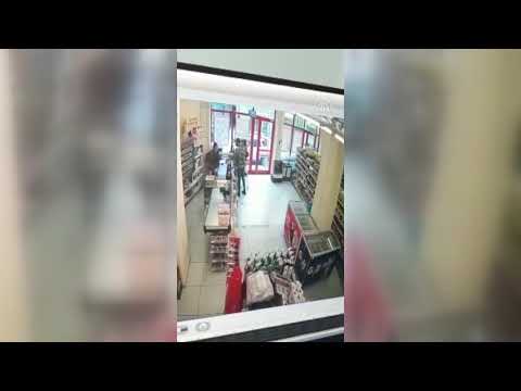 Polis, Bıçaklı Gaspçıyı Yakaladı