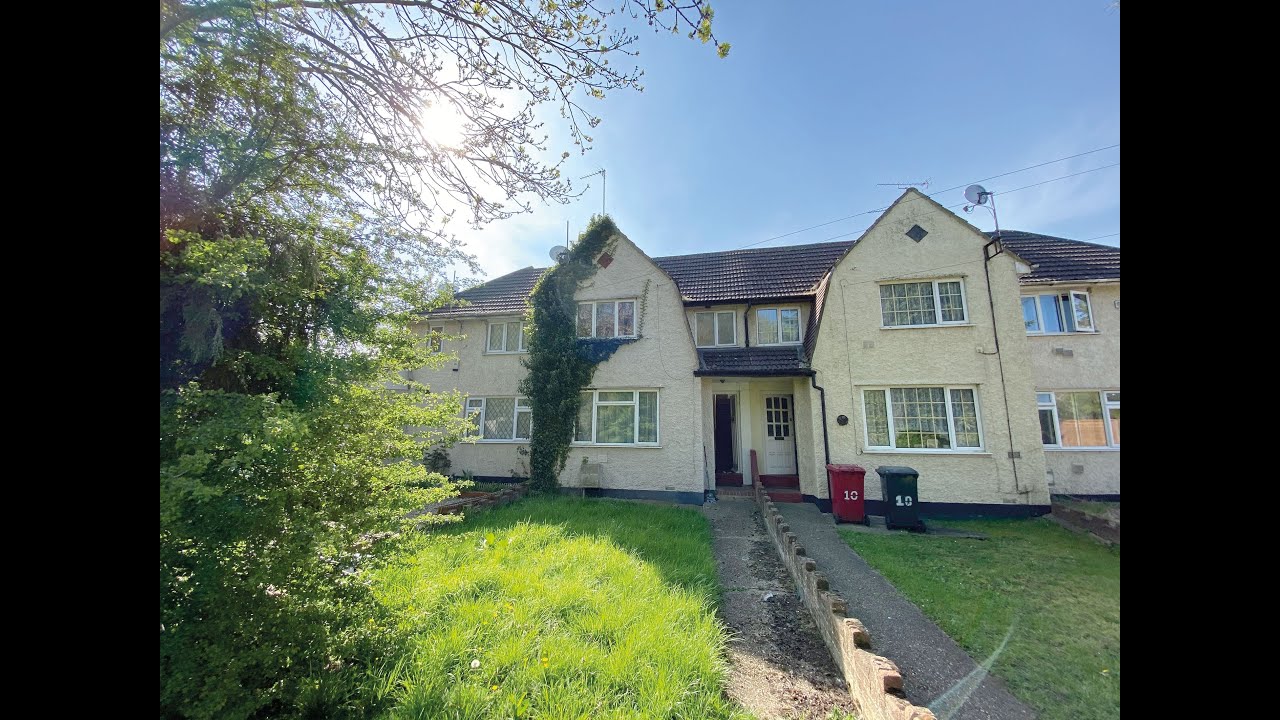 11 Elbow Meadow, Old Bath Road, Colnbrook, Slough SL3 0NY - YouTube