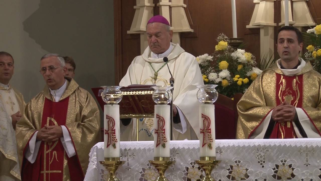 Suceava: Profesiunea perpetuă a sr. Maria Luminita Antonica - YouTube