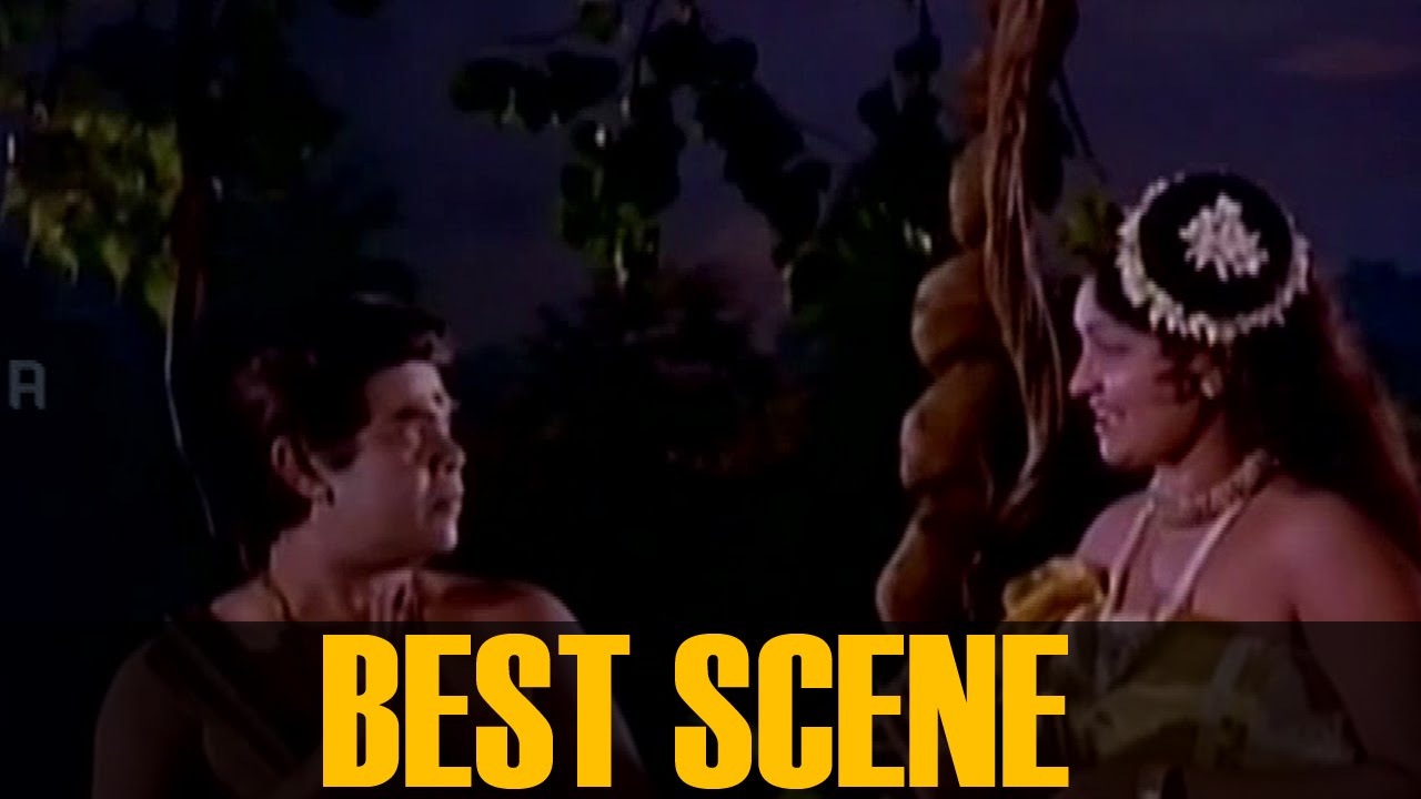 Adoor Bhasi Gets Scared after seeing the Yakshi || Chottanikkara Amma ...