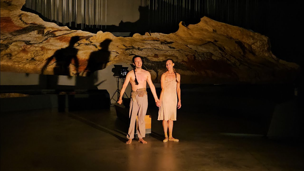 Performance de Daniel Proietto y Yolanda Correa en Lascaux IV - YouTube