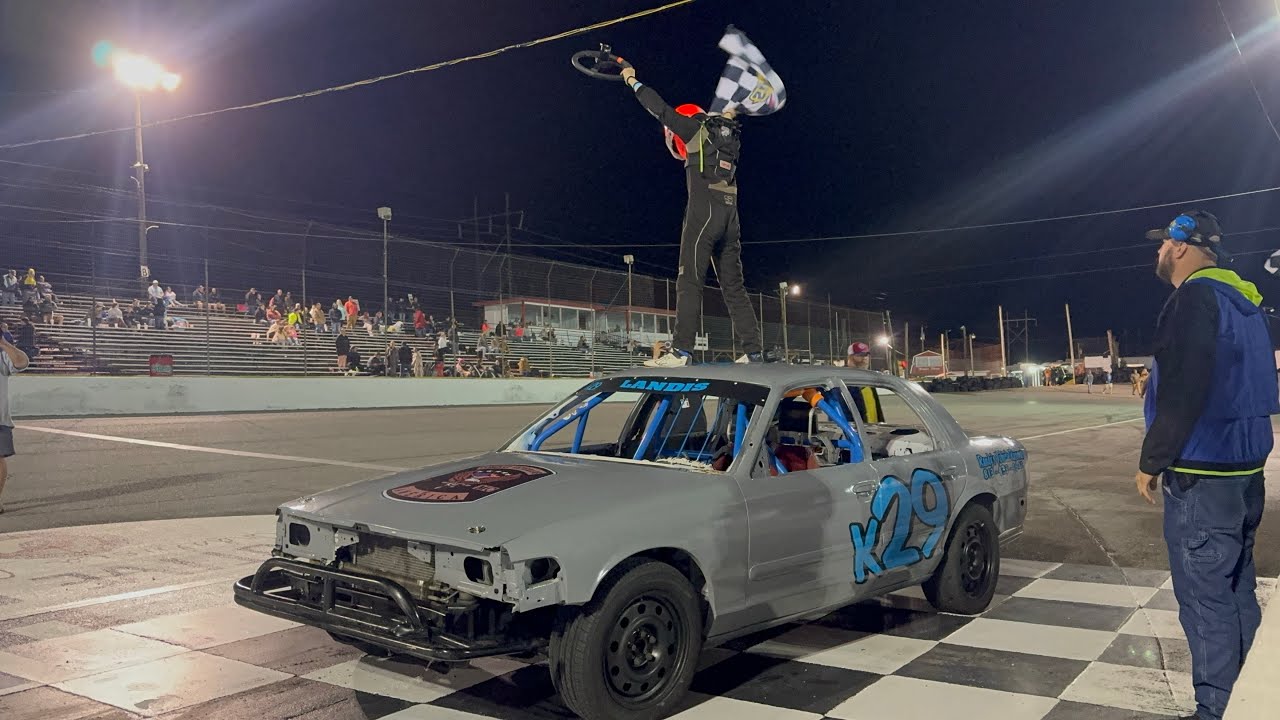 📸 South Alabama Speedway | Rattler Weekend Crown Vic Feature | Tyler ...