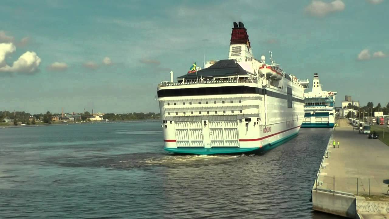 Port of Riga timelapse - YouTube