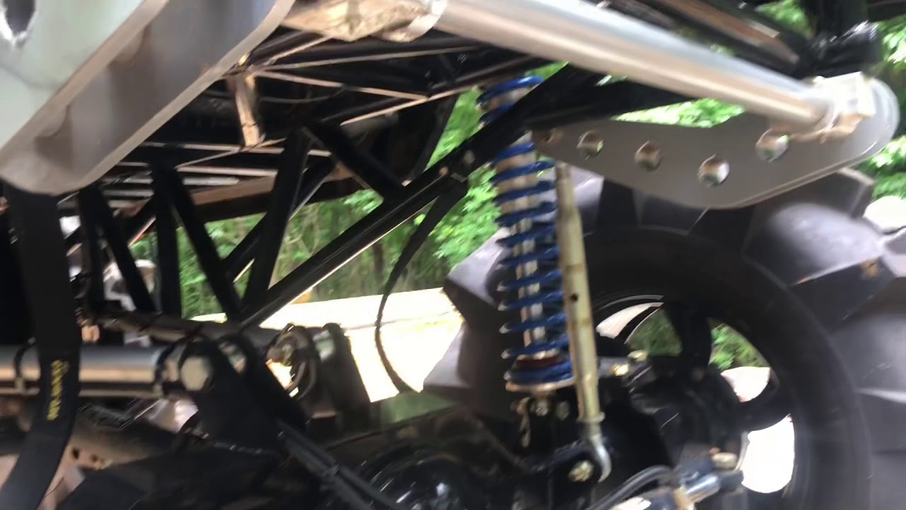 Air Mundy walk around video of the new truck - YouTube