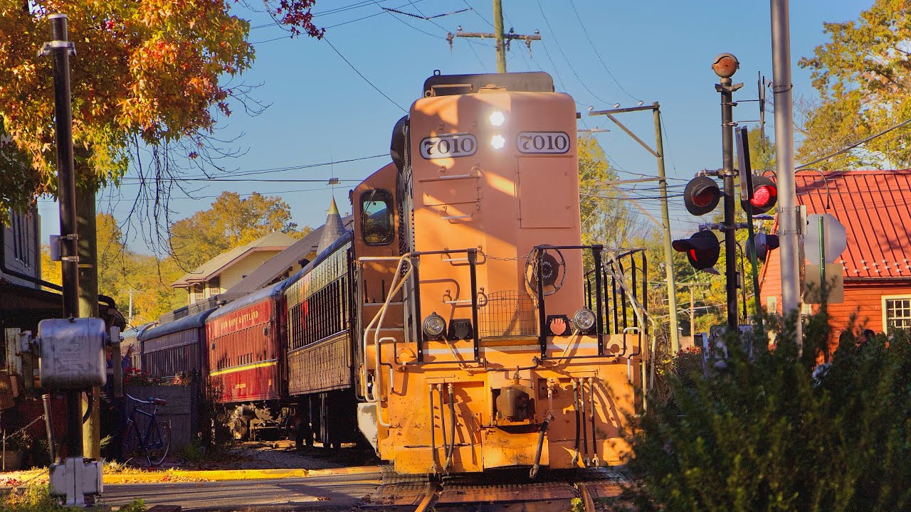 The New Hope Railroad Traditonal Excursion Train At New Hope, PA - 10 ...