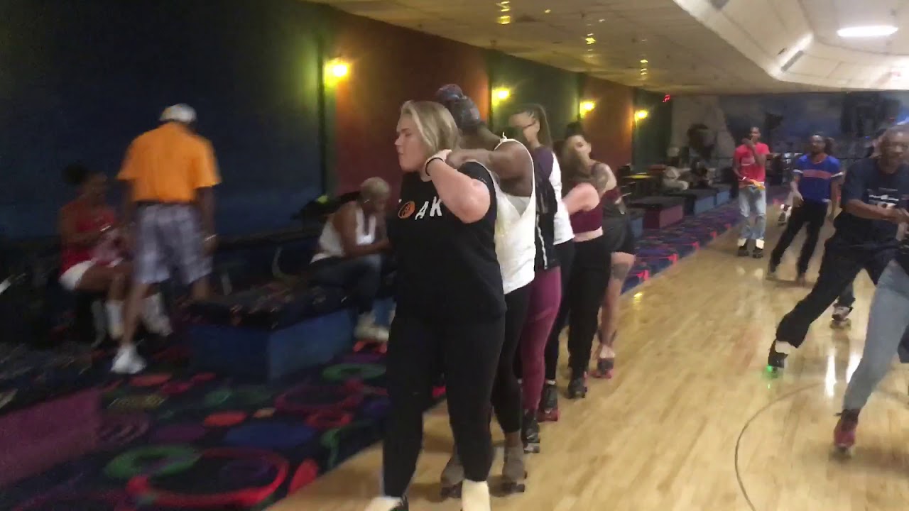 The Girls Killing it on Trains @Roller King in Roseville California 7 ...