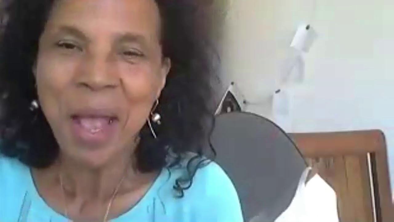 Zoom DV Bernadette Thomas - YouTube