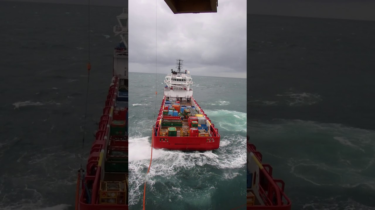 Dina Scout waterladen NAM K15-FB-1 - YouTube