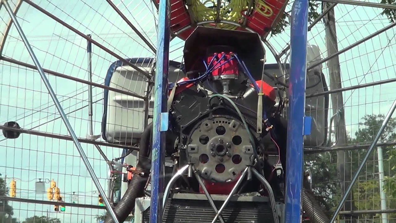 GM V8 Big Block engine on Airboat ? - YouTube