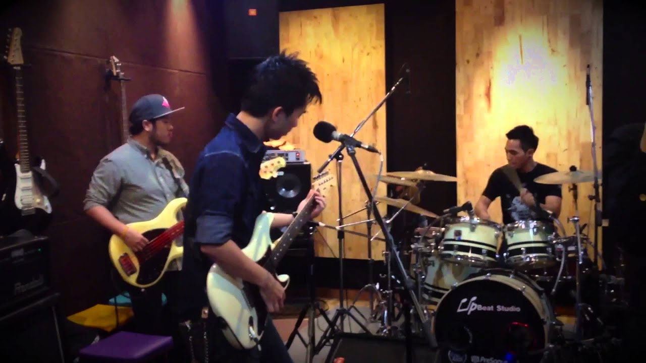 Upbeat Studio/Silent Hill/ - YouTube