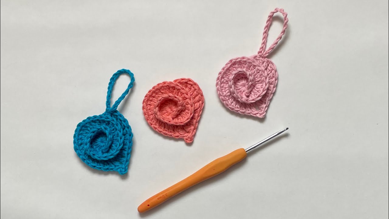 Crochet - 3D Heart Keychain - Very Easy Pattern - YouTube