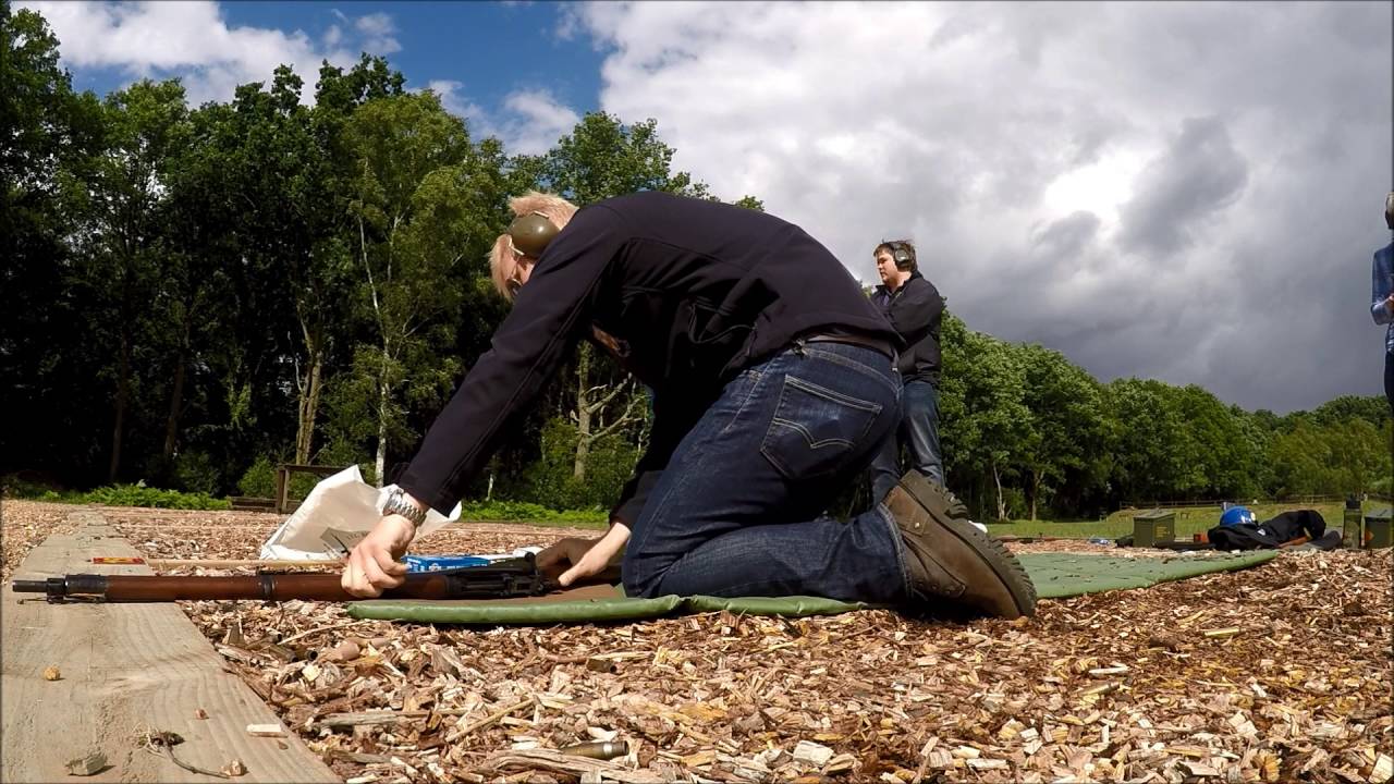 University of London Rifle Club - CSR & Falling Plates - YouTube