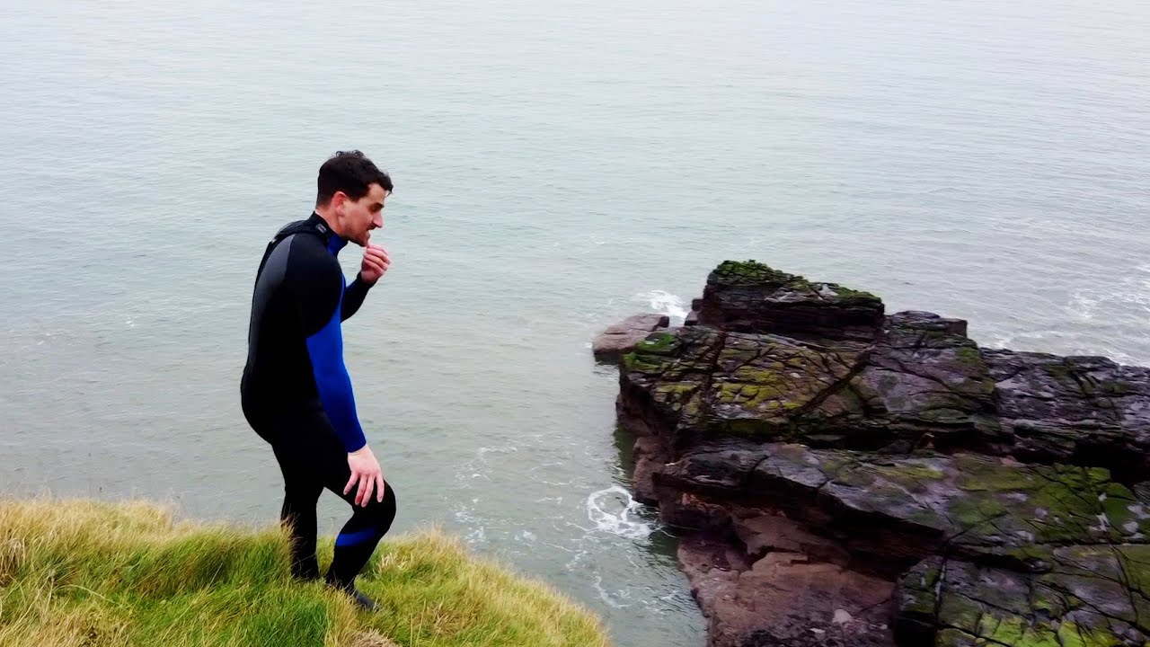 I met an expert cliff jumper! - YouTube