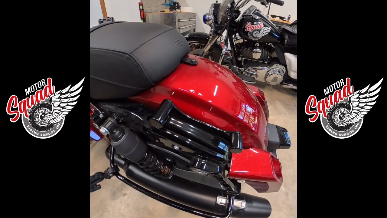 4 Point Docking System 2025 Road Glide - YouTube