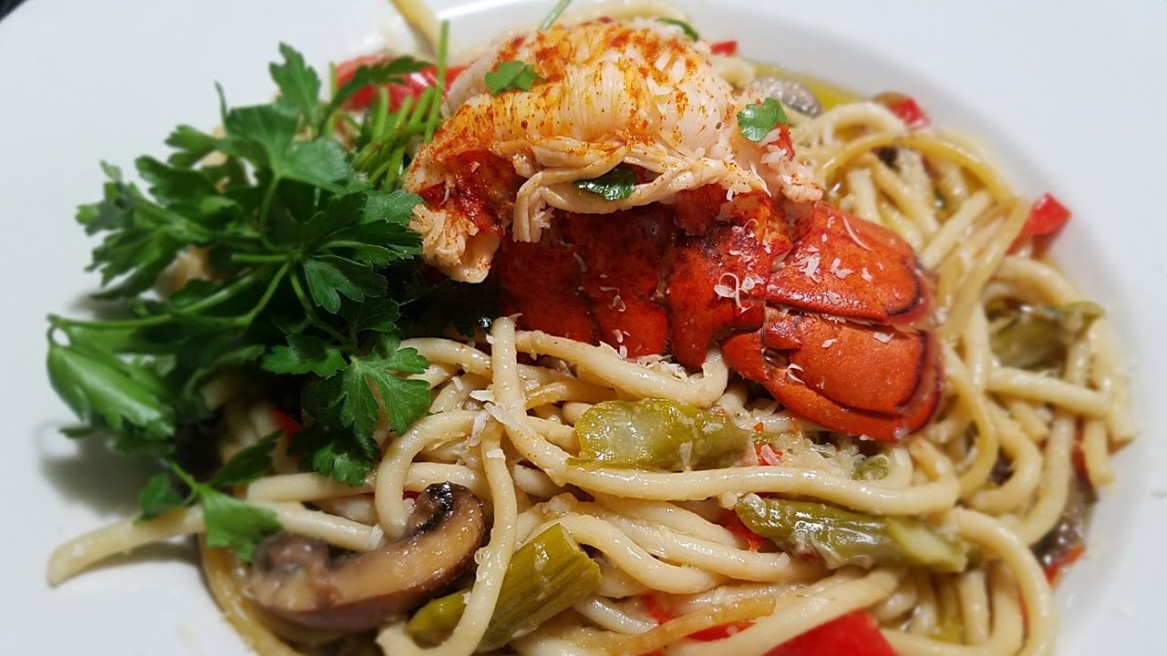 Spaghetti en salsa de ajo y mantequilla - YouTube