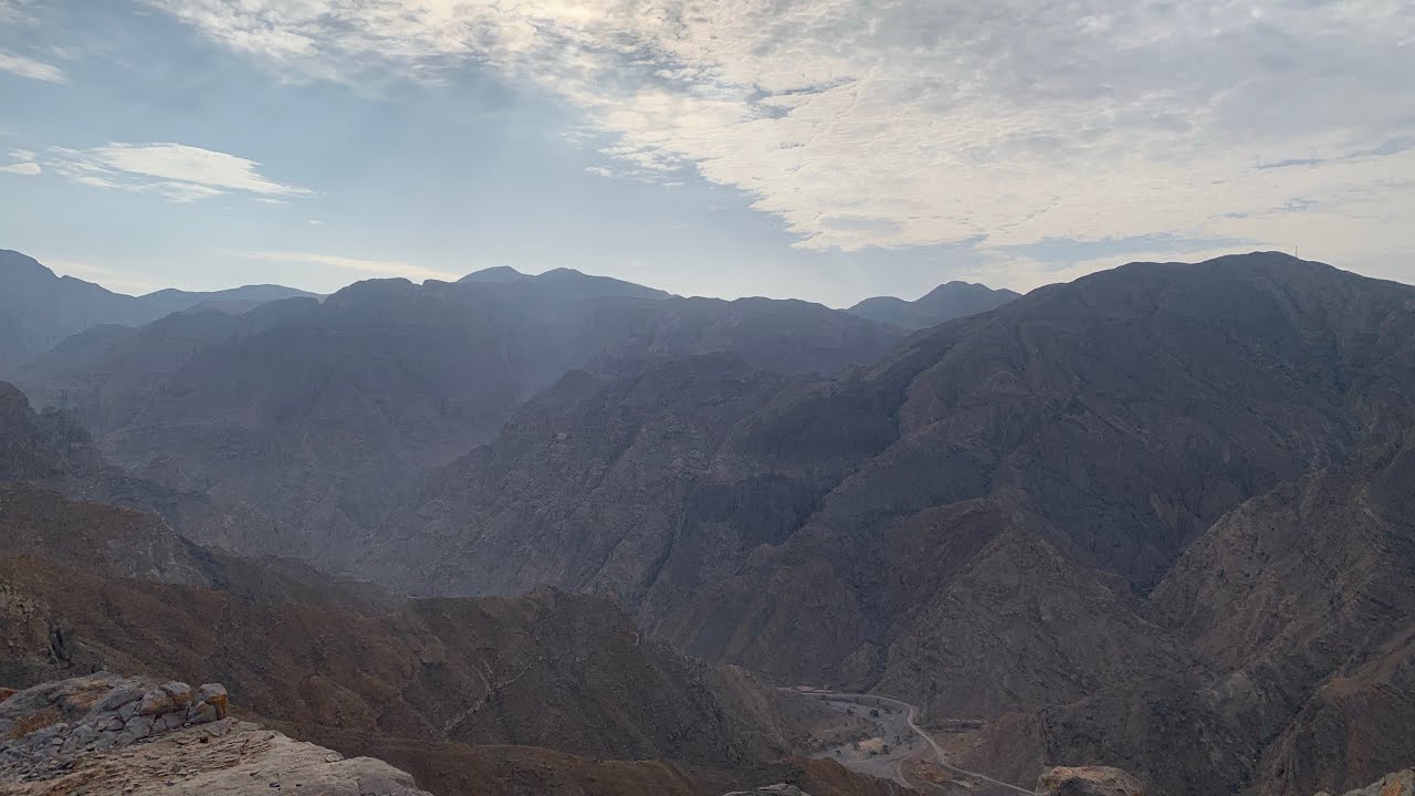 Solo Drive and hike to Jabal Yunas - Ras al khaimah - YouTube