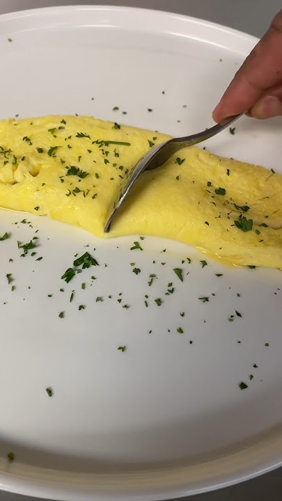 The French omelet, this is episode 21 of cooking basics. - YouTube