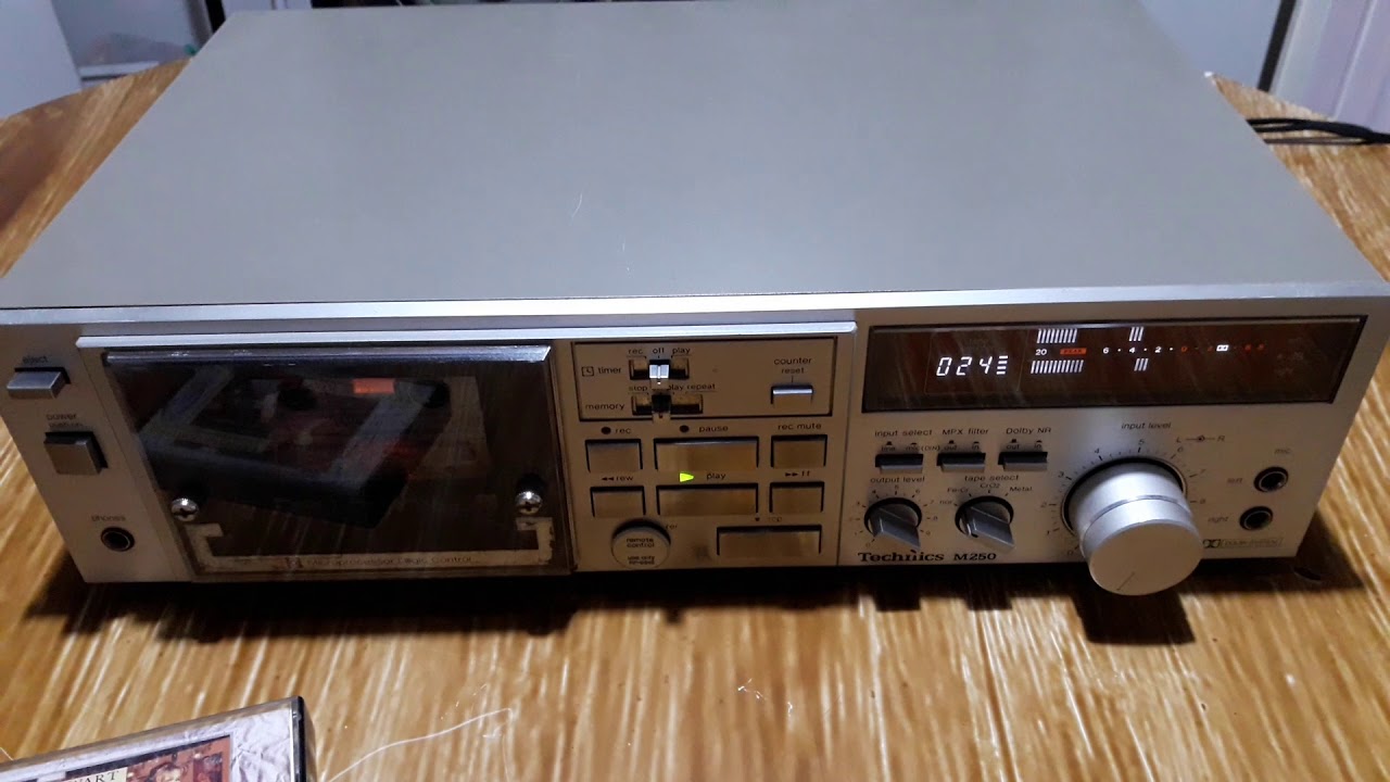 TECHNICS M250 - YouTube
