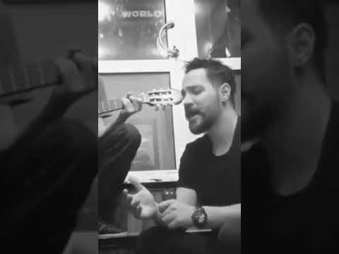 Oğuzhan uğur şarkı söylüyor lise zamanı