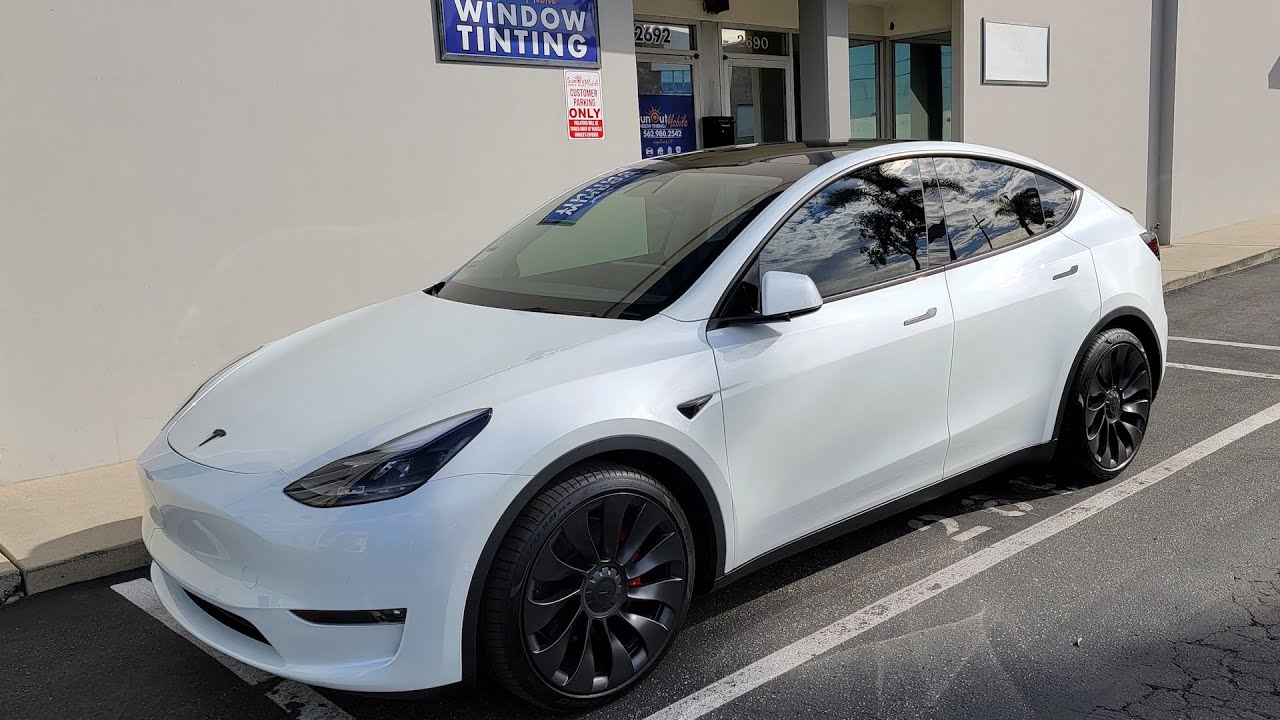 Tinting The Windows Of The Tesla Model Y Performance - YouTube
