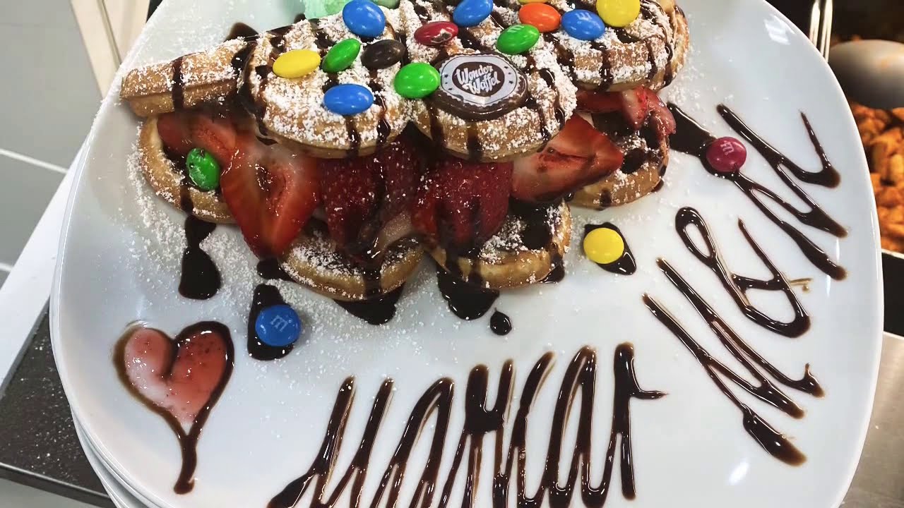 Wonder Waffel/ Tampa FL - YouTube