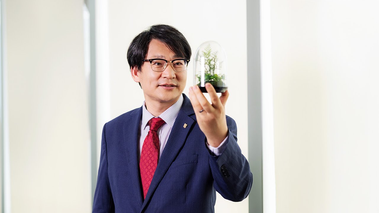 Meet PolyU Academician: Professor WANG Zuankai - YouTube