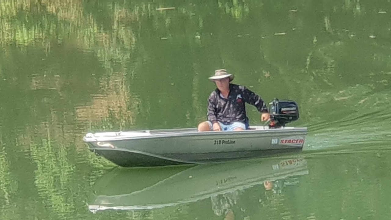 fishing the famous daley river , we finally catch some barra. - YouTube