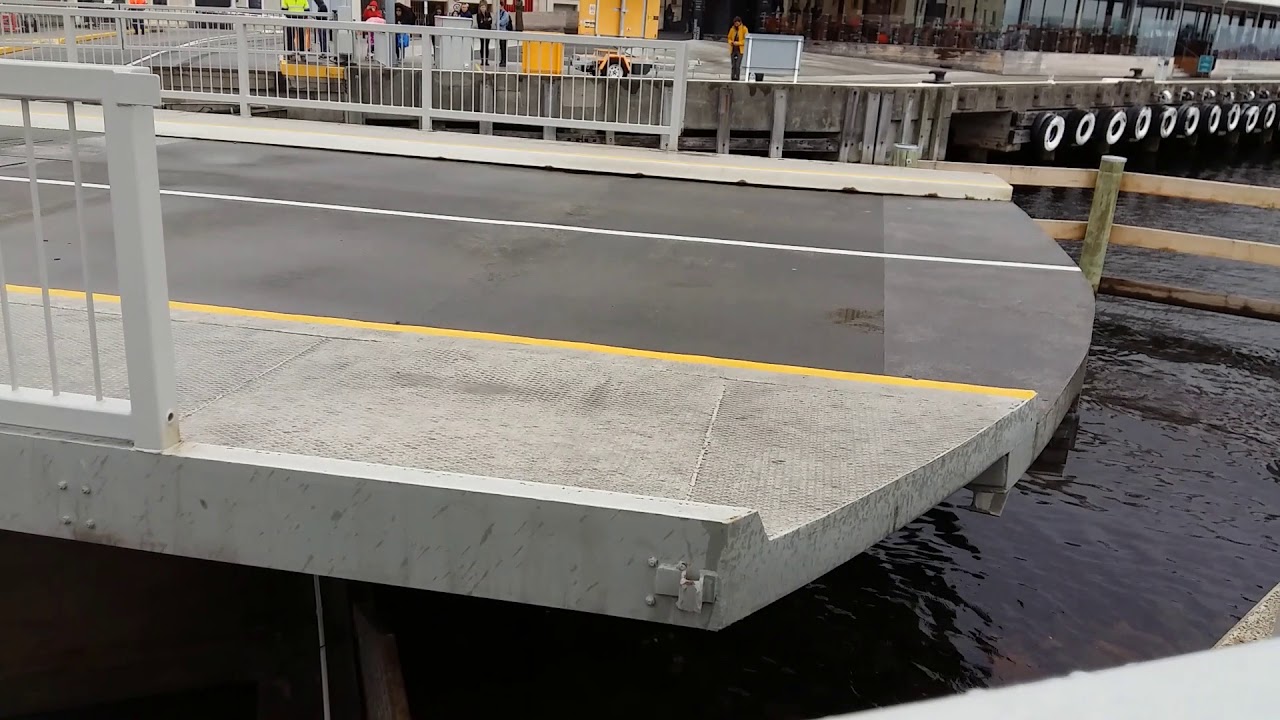 World awesome Turning Bridge - YouTube