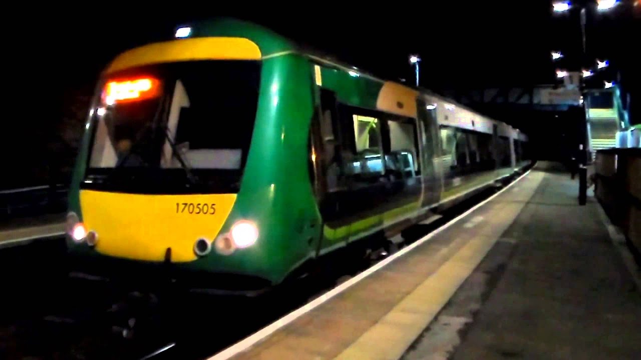 London Midland Class 170, 170505, 2K98 departing Rugeley Town (24th ...