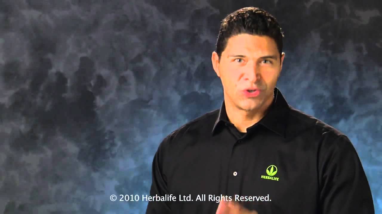 Herbalife Healthy breakfast choices, with Dr Luigi Gratton - YouTube