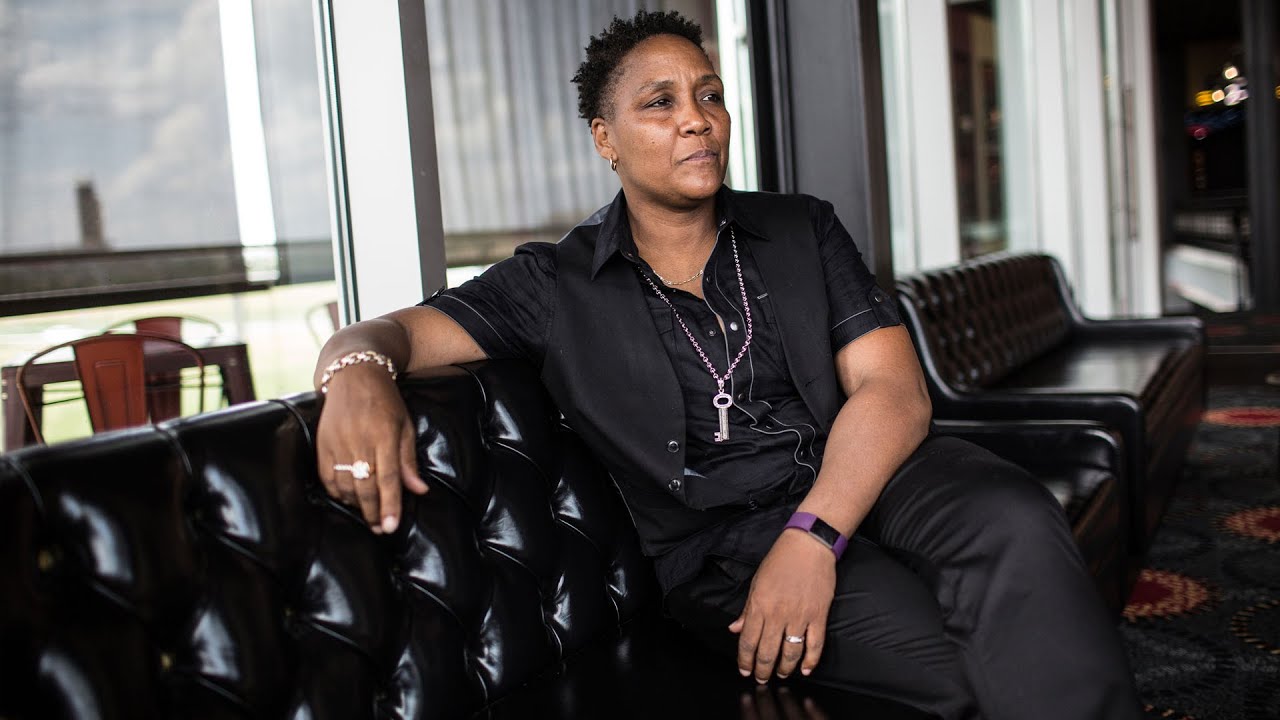 Austin boxing legend makes acting debut in 'Wonder Woman’ - YouTube