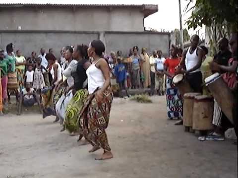 Congolese Dance/Drum Rehearsal #3, Brazzaville, Congo - YouTube