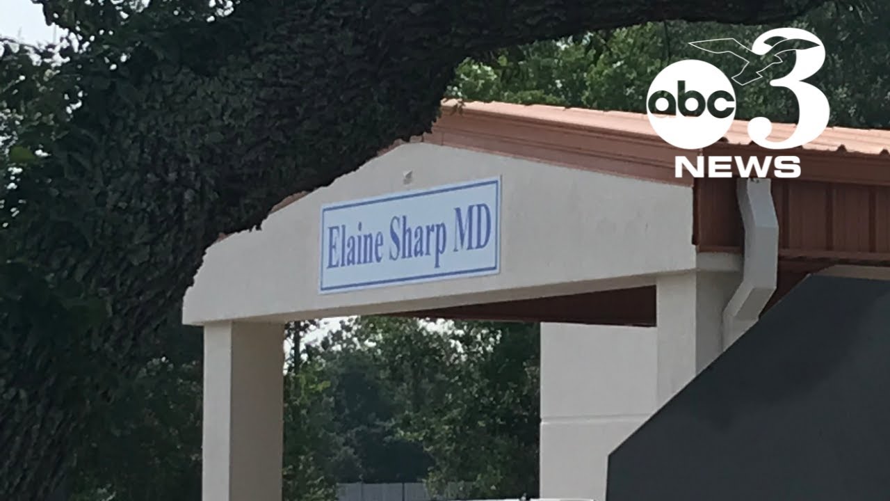 FDLE executes search warrant at Gulf Breeze doctor's office - YouTube