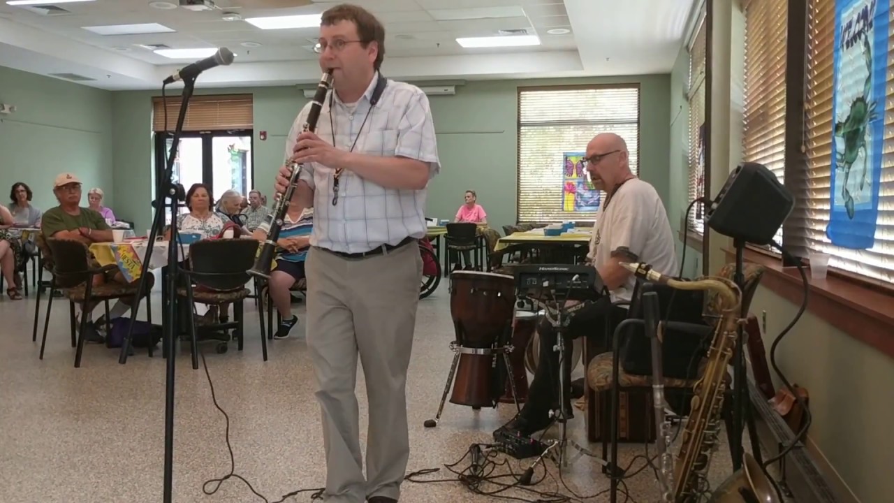 Tiny Planet (Seth Kibel & Tom Teasley) -- Trad Jazz Medley - YouTube