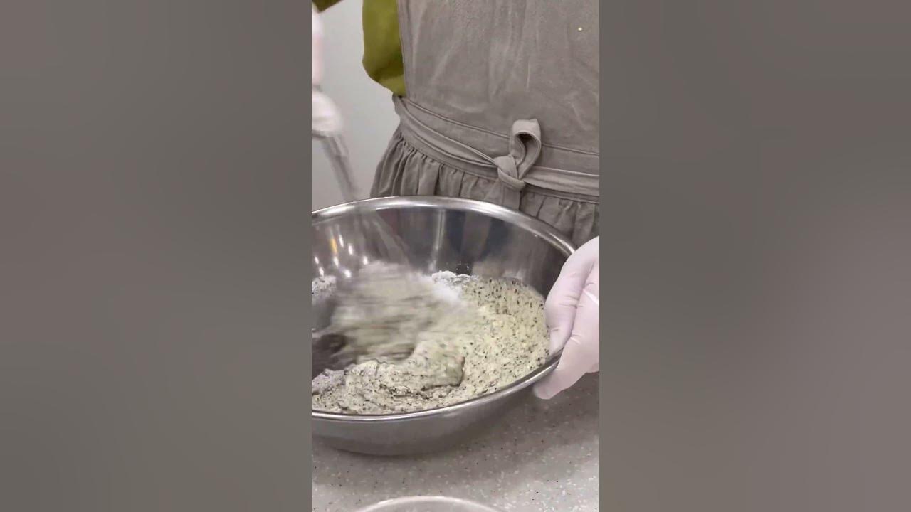 섞기만 하면 완성되는 글루텐프리 디저트 구움찰떡 디저트로도 간단한 아침으로도 손색없는습식찹쌀가루로 구워서 만드는 찰떡이에요 ️구움찰떡 쌀베이킹 다민채 Youtube