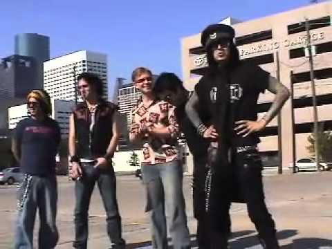 Brides of Destruction - YouTube