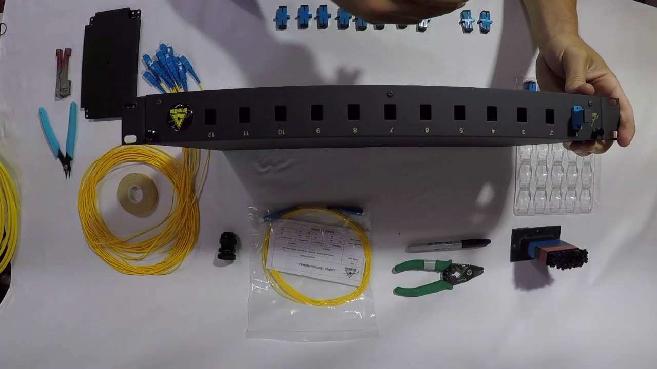 Armado de Distribuidor para Rack de 19" de Fibra Optica - OPTIPATCH ...