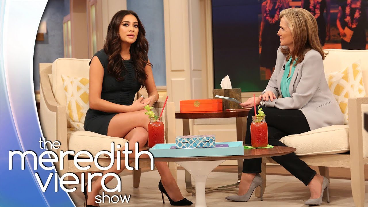 Shay Mitchell on Playing a Lesbian | The Meredith Vieira Show - YouTube