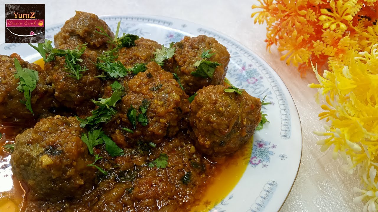 Kofta Curry Recipe | Eid Special | YumZ Crave Cook - YouTube