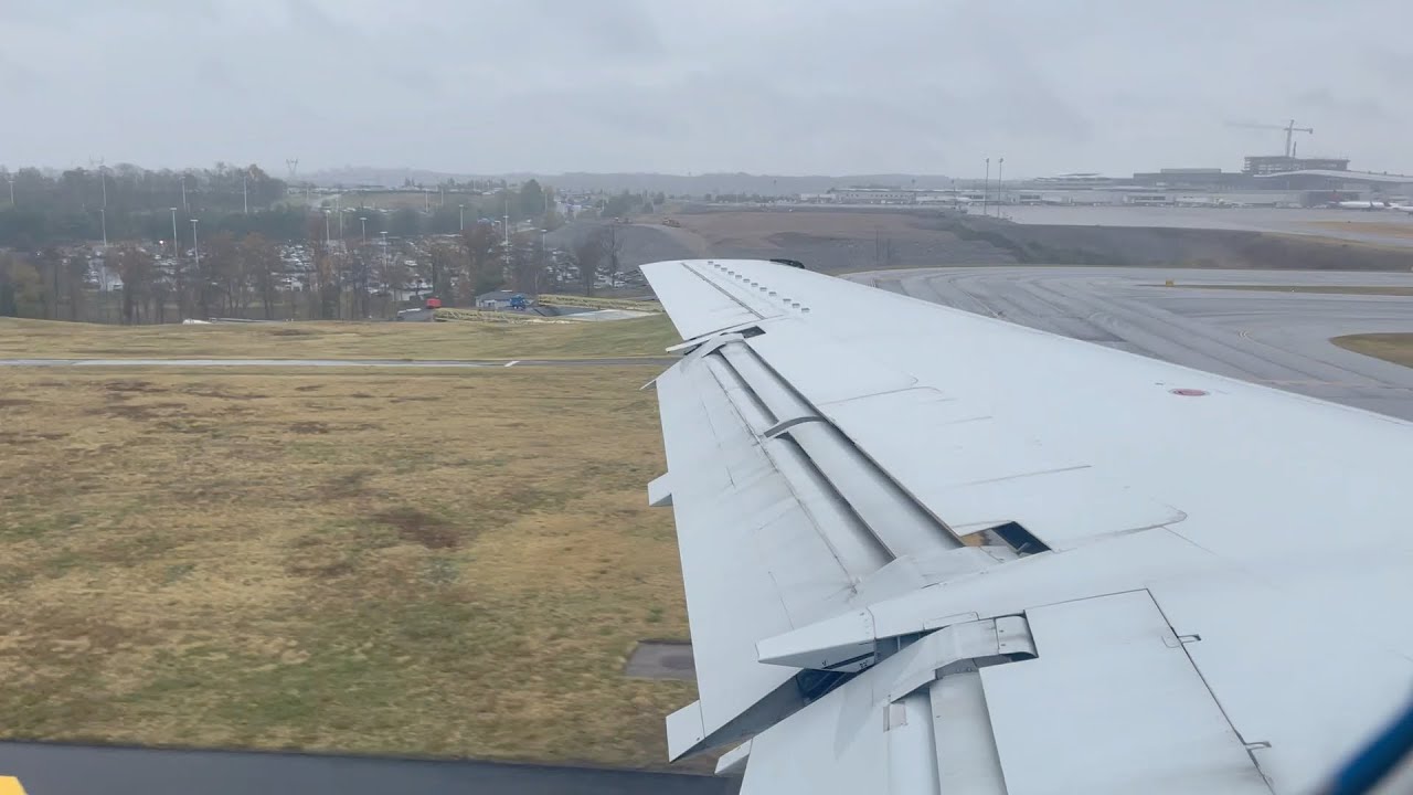 Contour Airlines ERJ-145 landing Nashville, TN on RWY 20R - YouTube