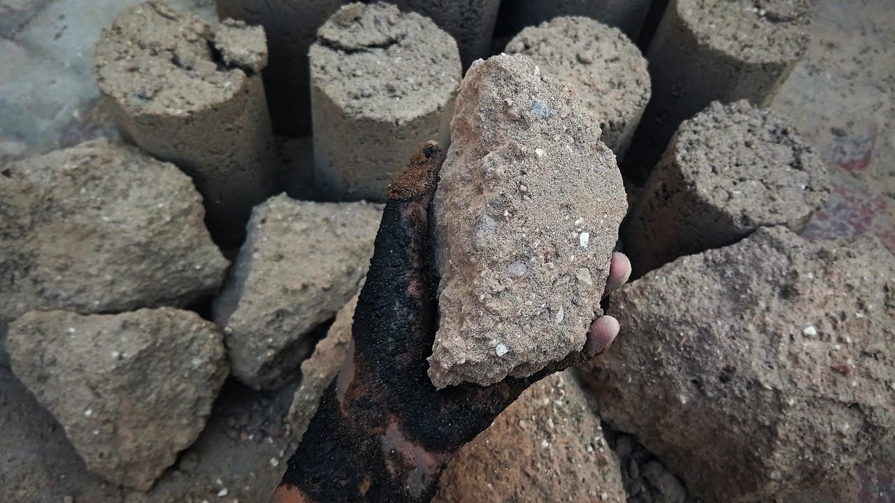 Super duper crunchy soft fluffy dusty everything mix texture crumbling ...