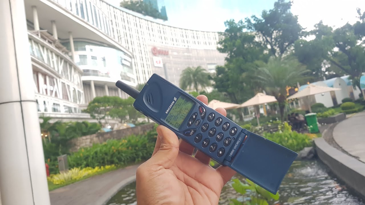 ERICSSON i888 World in the CITY |Test signal 2G - YouTube