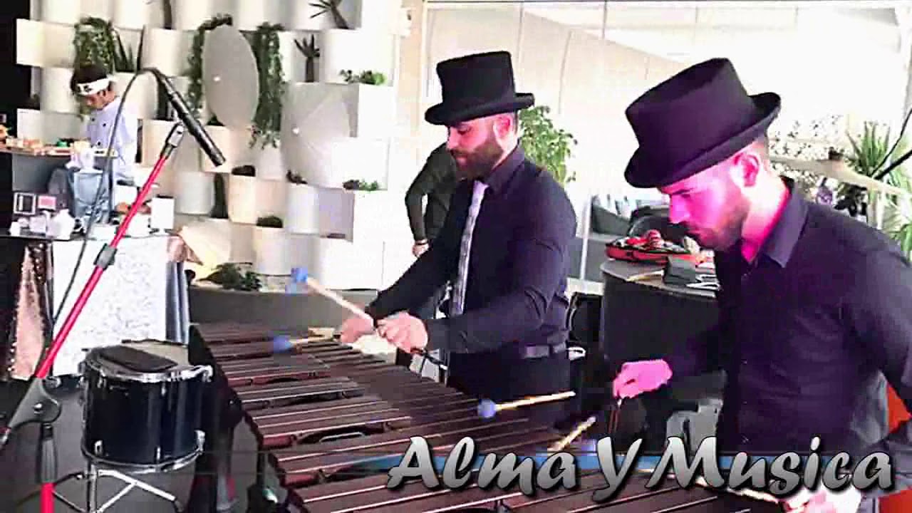 ALMAYMUSICA - MARIMBA SHOW CLAUDIO - Live Gabbiano - YouTube