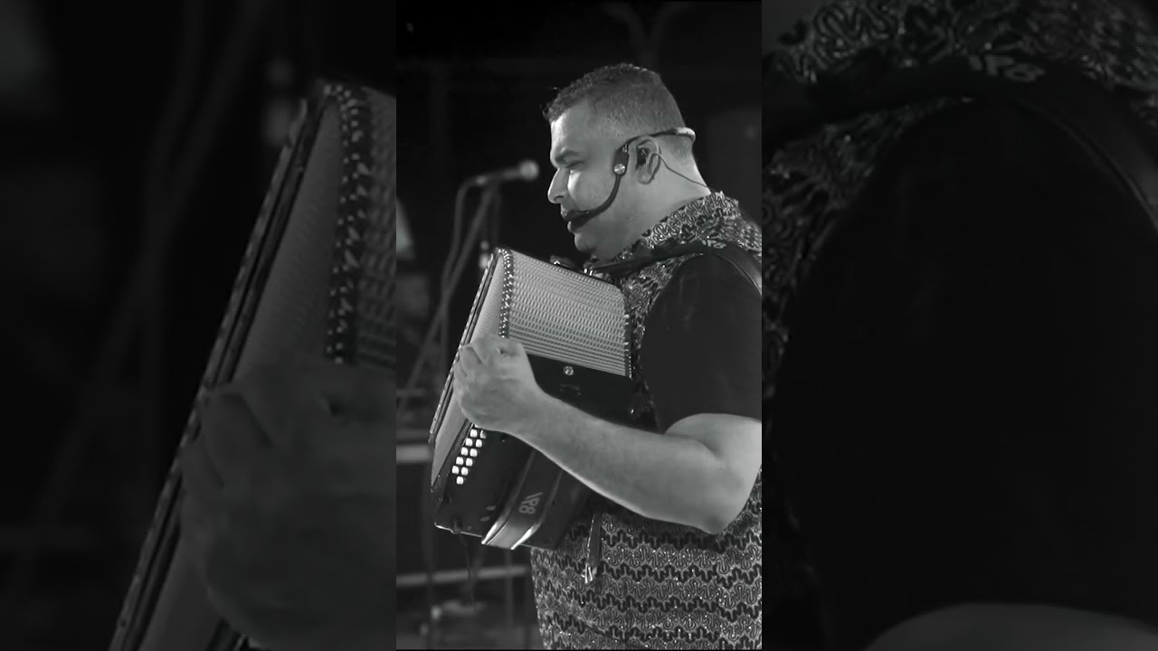 ROLANDO OCHOA RINDE HOMENAJE AL MAESTRO OMAR GELES PASE CELESTIAL ...