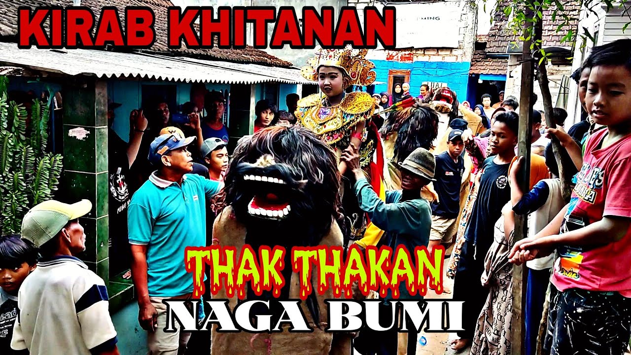KIRAB KHITANAN BERSAMA THAK THAKAN NAGA BUMI || indonesian traditional ...