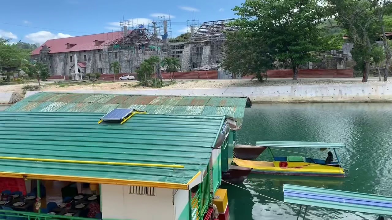 Bohol (Floating restaurant) - YouTube