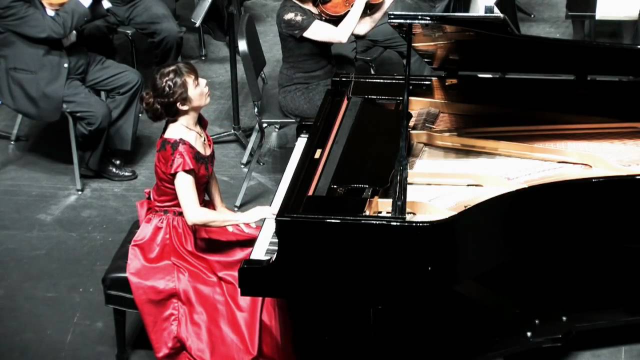 Beethoven Emperor Concerto, 2nd Movement - YouTube