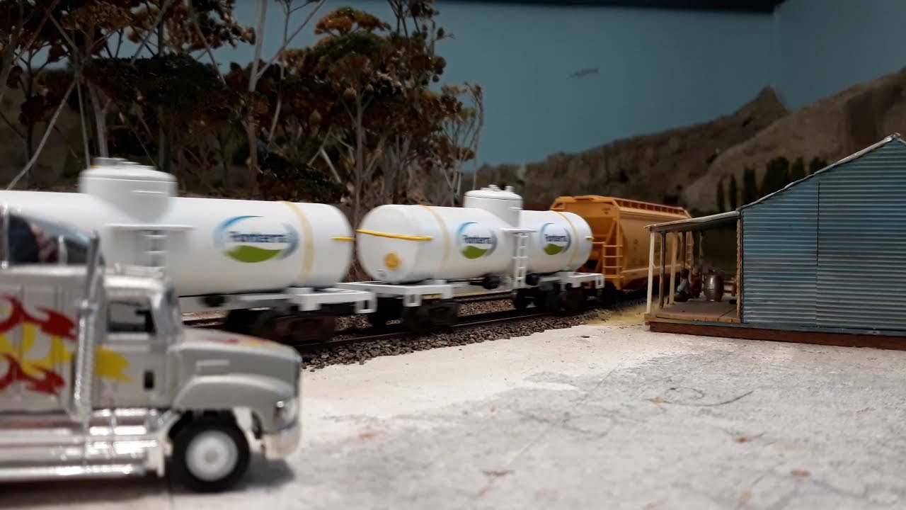 Heavy Mixed Freight - 50 cars, 1 loco - YouTube