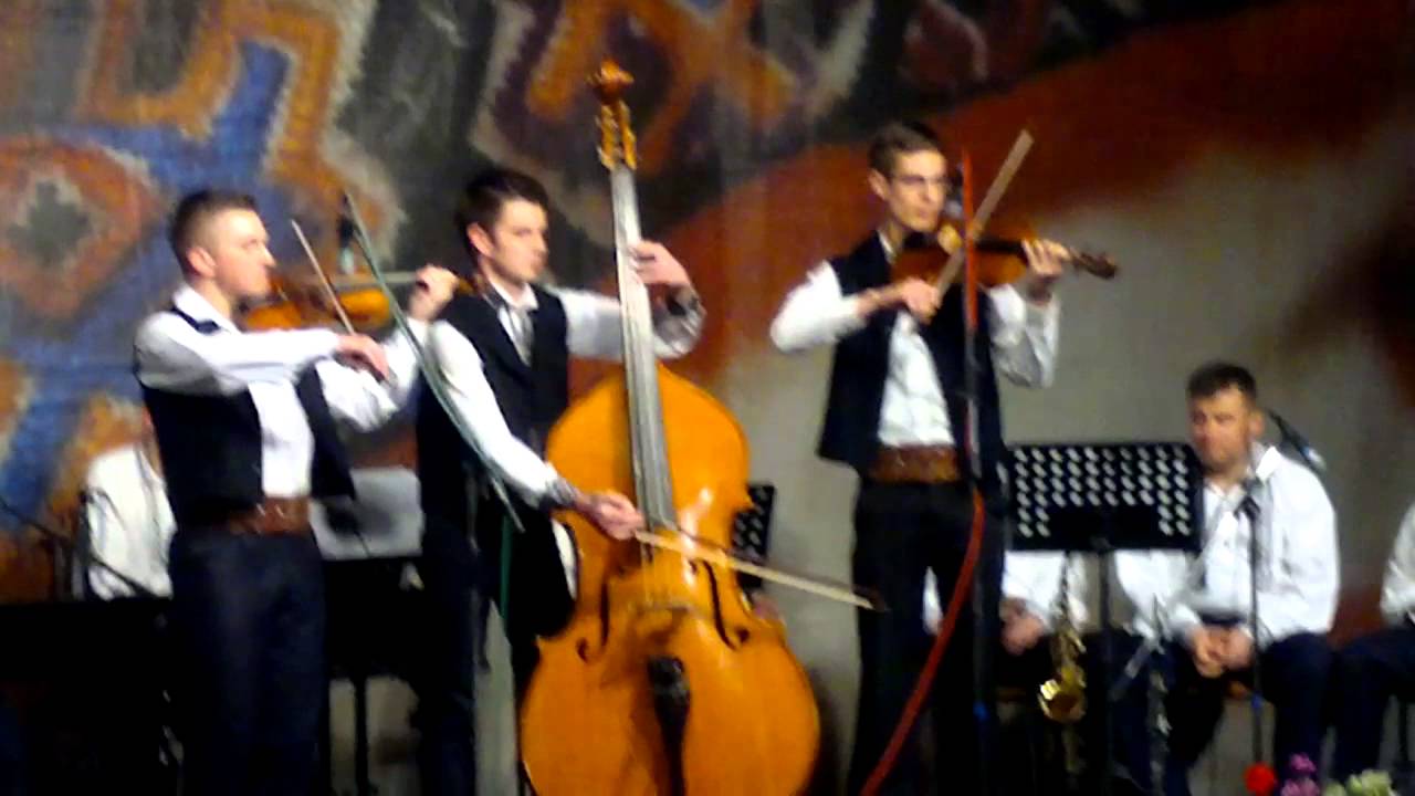 Ansamblu 3 - YouTube