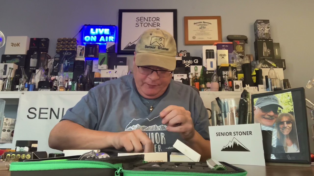 KANDYPENS RUBI POD DEVICE UNBOXING FIRST IMPRESSIONS AND DISCUSSION WE ...